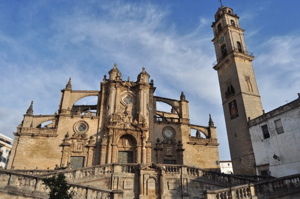 Descubre Qué Ver en Jerez de la Frontera – Guía Turística Completa